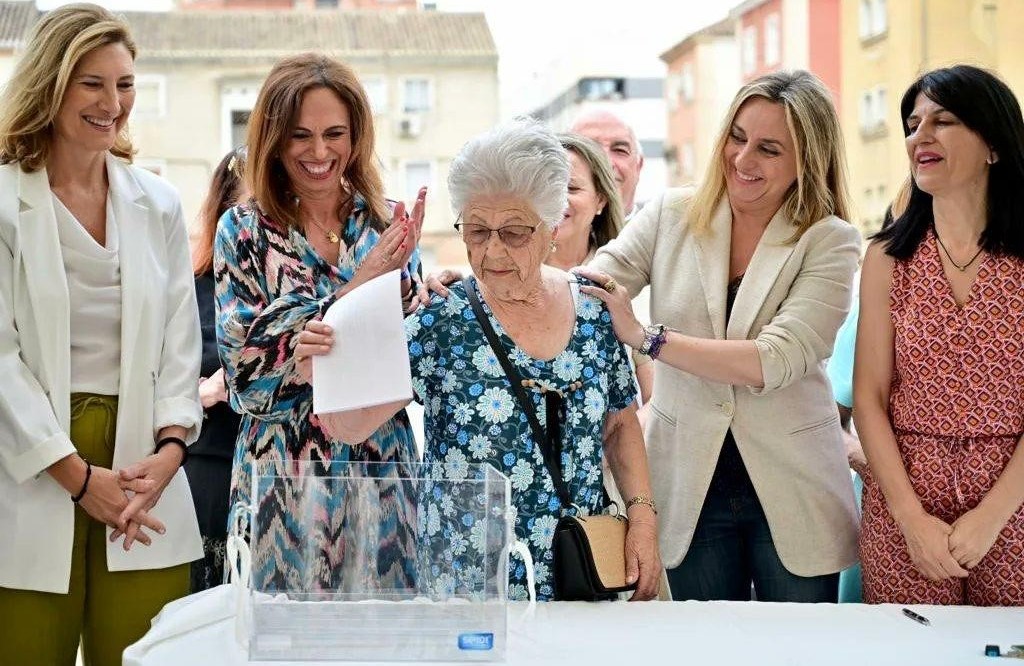 Rocío Díaz anuncia una subvención de 8,4 millones para completar la ...