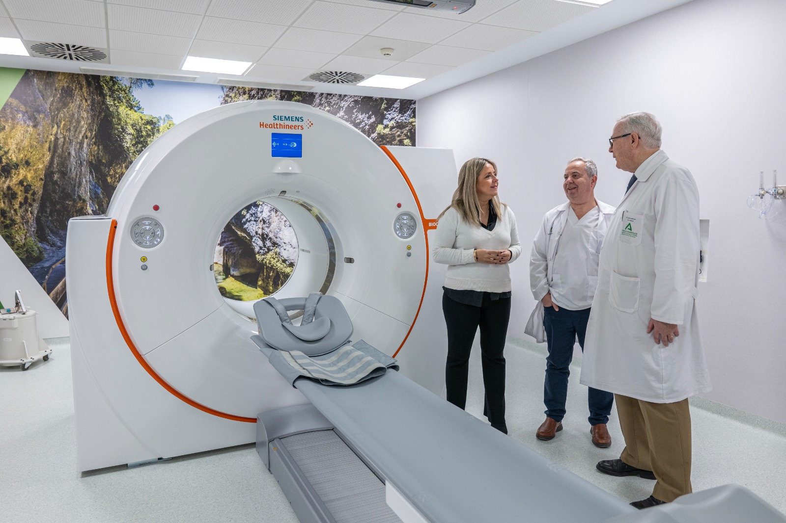 El nuevo PET-TAC del Hospital de Jaén realiza 325 pruebas diagnósticas ...